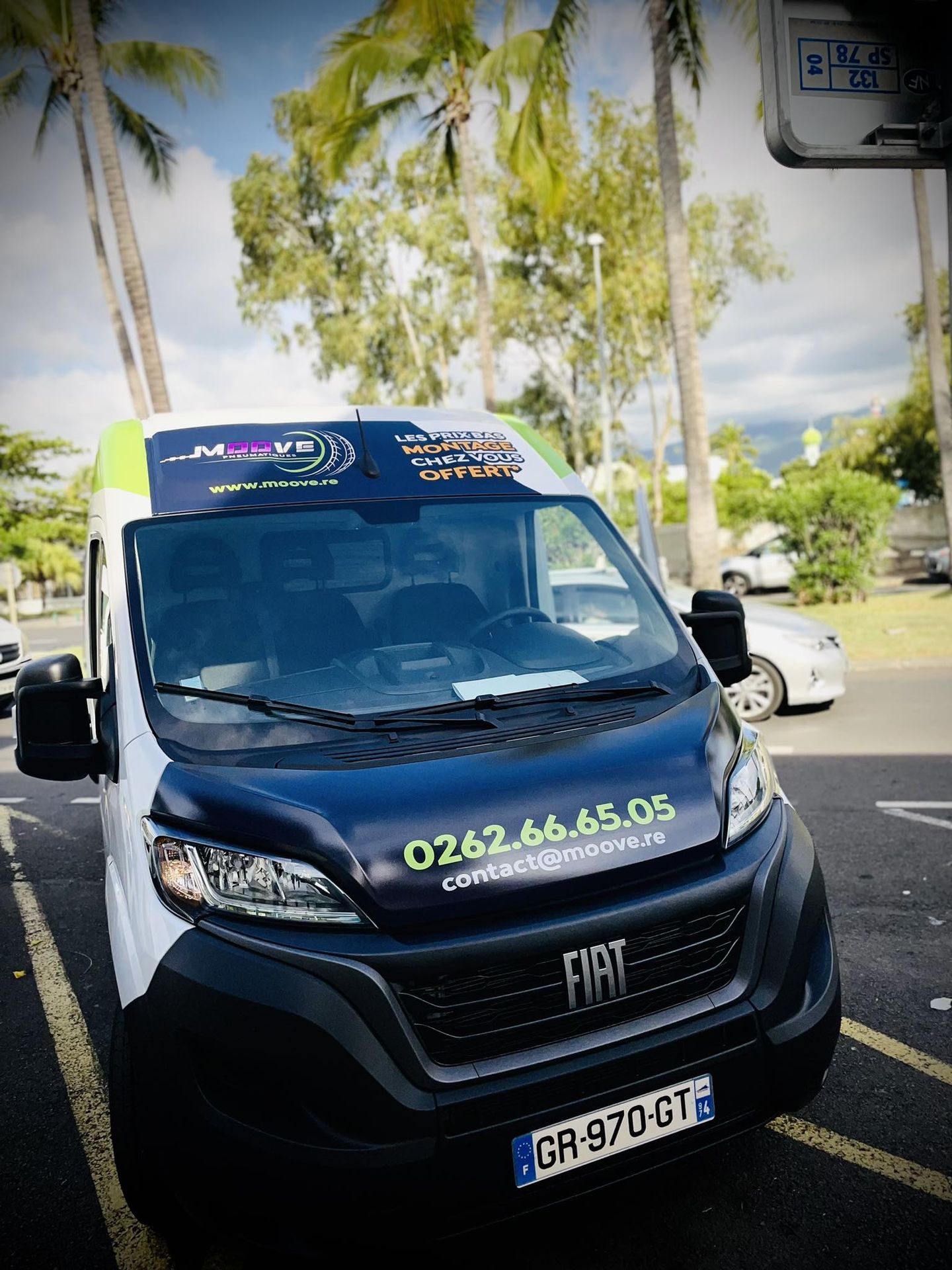 MOOVE PNEUMATIQUES, Prix bas & Montage chez vous OFFERT*